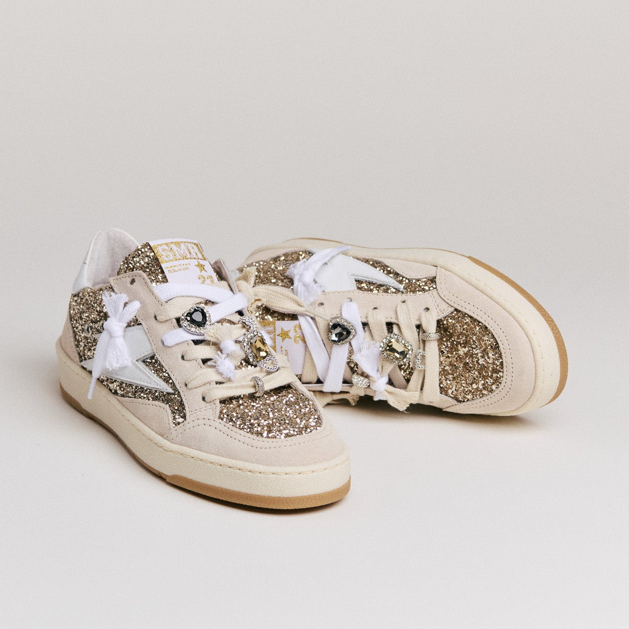 Sneakers SMR23 Dany D105 - Glitter Or & Lacets Bijoux – Semerdjian ...